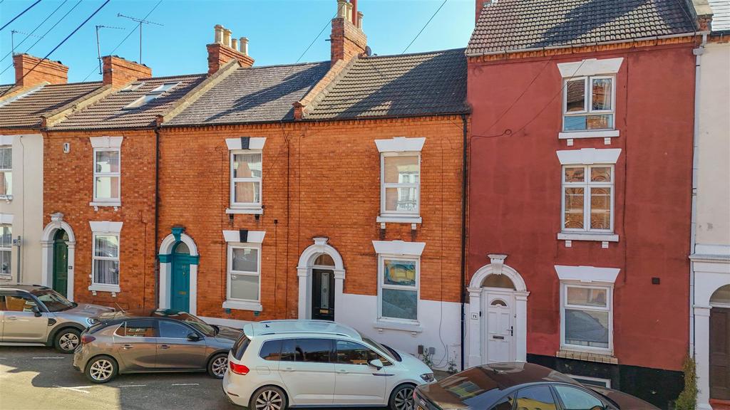 Denmark Road, Northampton 3 bed terraced house for sale - £235,000