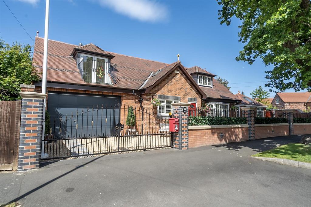 Broadway, Fulford, York, YO10 4JY 4 bed detached house for sale - £795,000