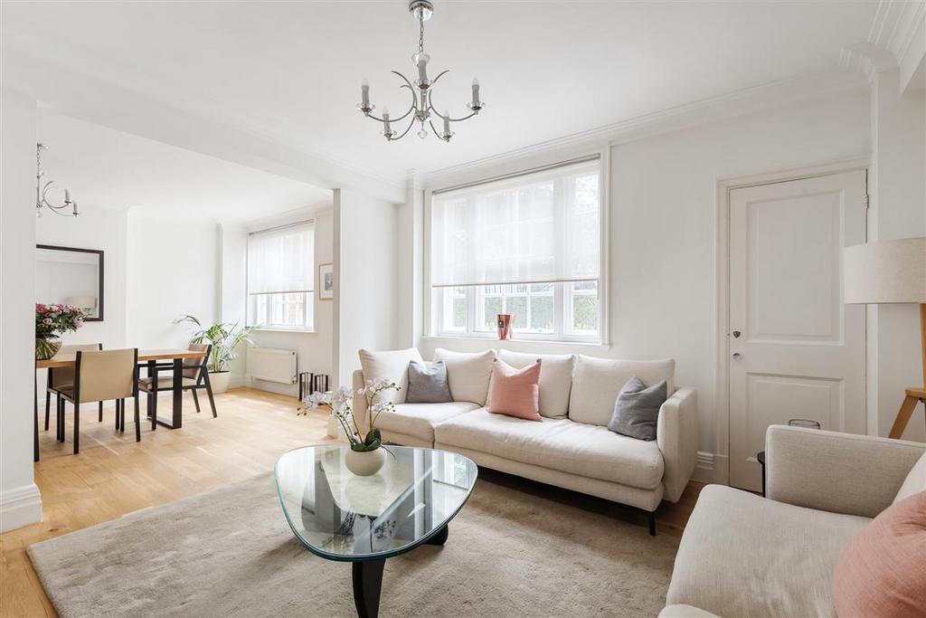 Malvern Court, Onslow Square, SW7 3 bed flat for sale - £1,700,000