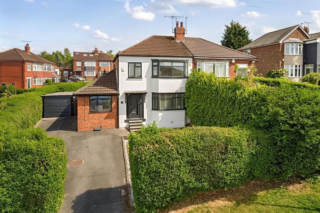 Primley Park Mount, Alwoodley 3 bed semi-detached house - £485,000