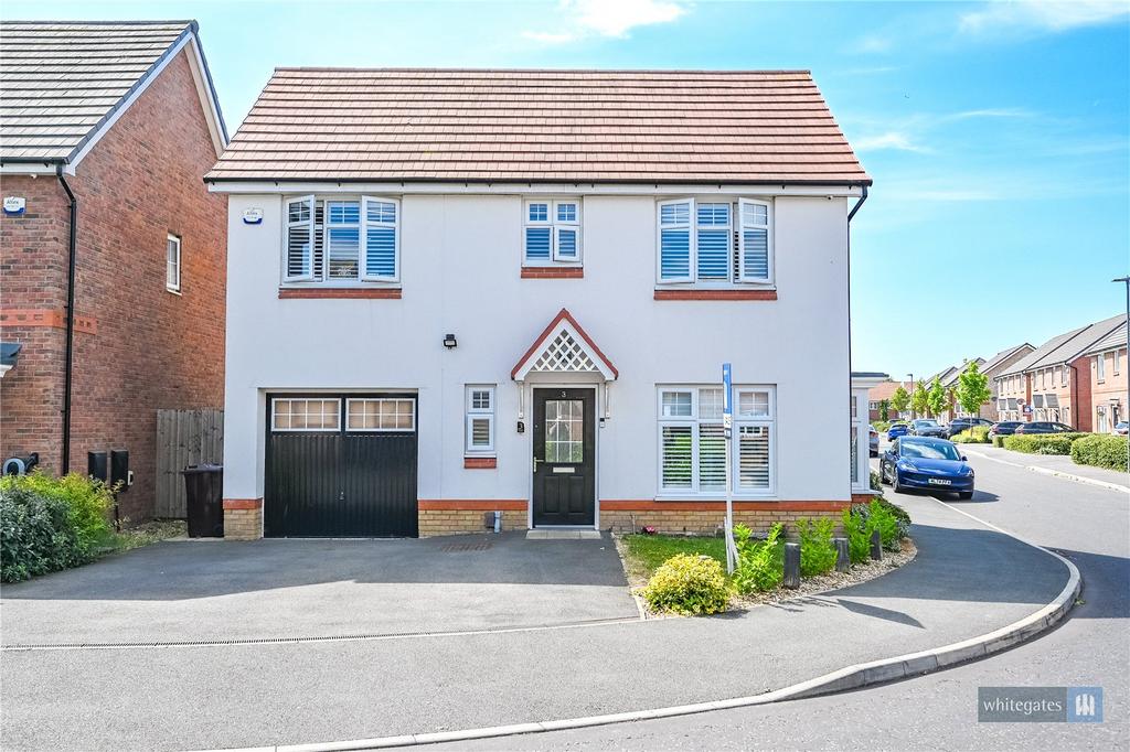 Halebank Avenue, Huyton, Liverpool... 3 bed detached house - £315,000