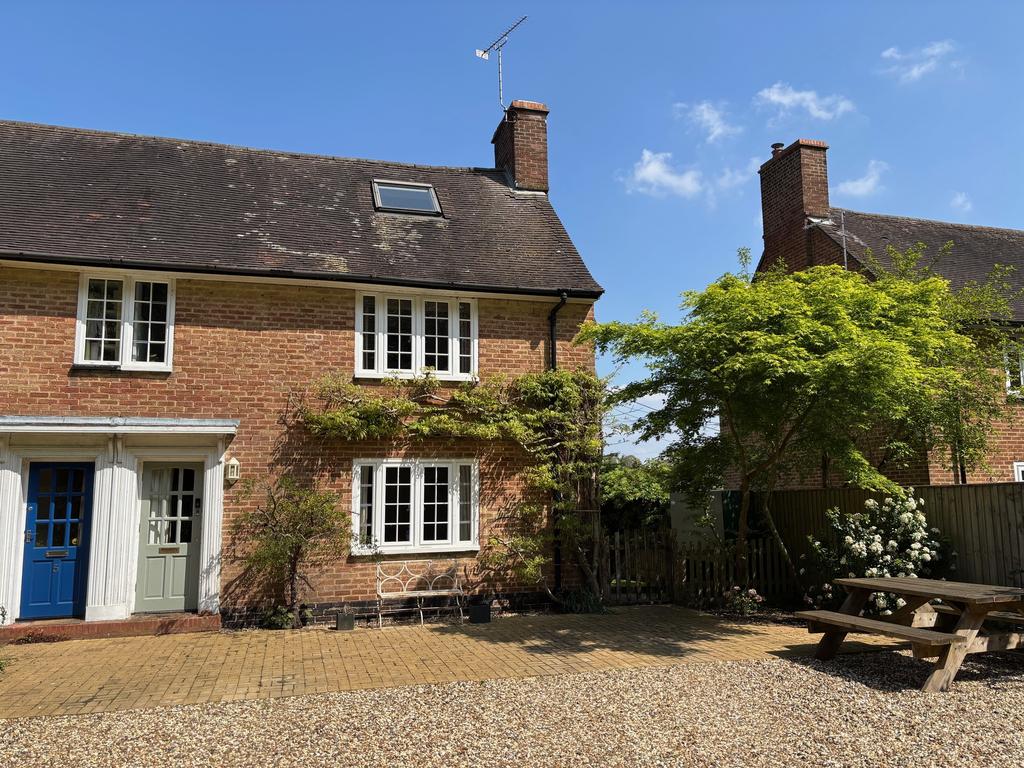 Weston Lane, Weston Colley SO21 3 bed semi-detached house for sale - £ ...
