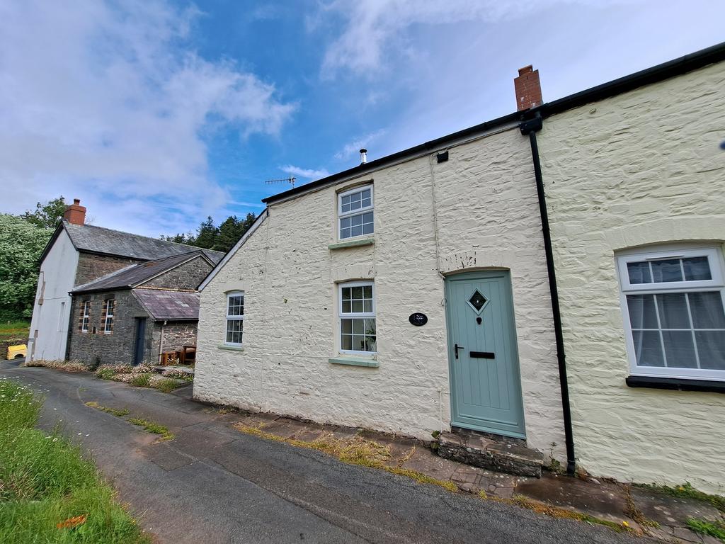 Defynnog, Brecon, Powys. 2 bed end of terrace house for sale - £225,000