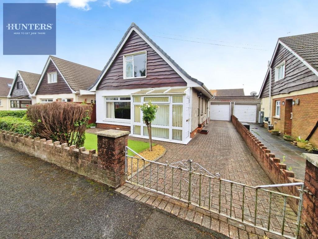 Heol Croesty, Pencoed, Bridgend 3 bed detached bungalow - £260,000