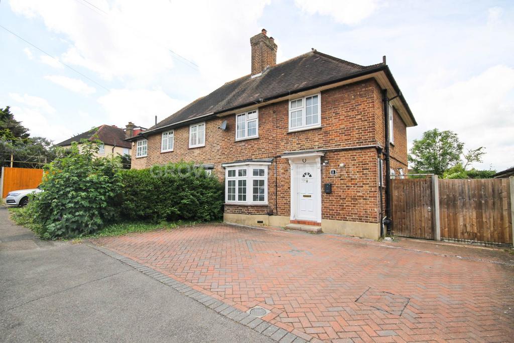 Laburnum Grove, New Malden 4 bed semi-detached house to rent - £2,950 ...