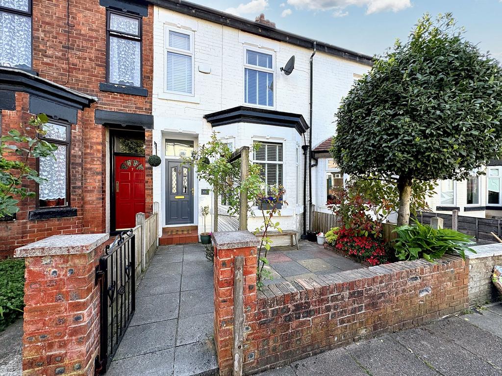Princess Road, Prestwich, M25 2 bed terraced house for sale - £250,000