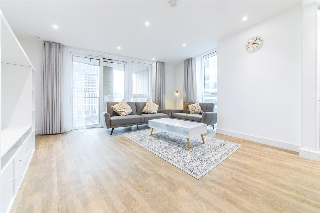 Wandsworth Road, London SW8 2 bed apartment to rent - £3,500 pcm (£808 pw)