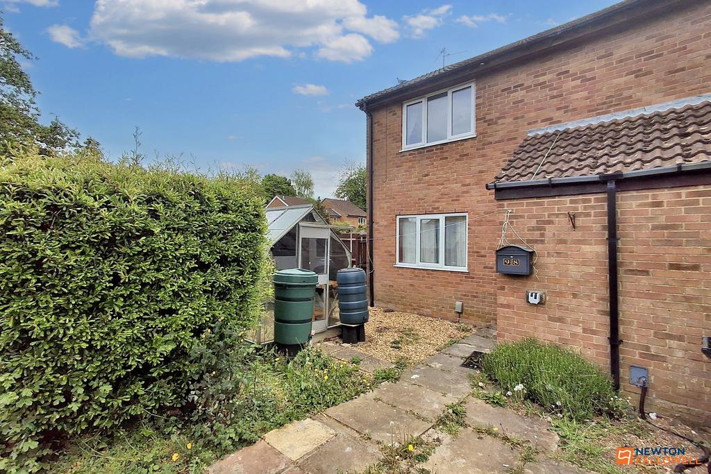 Somerville, Werrington, Peterborough... 1 bed flat for sale - £90,000
