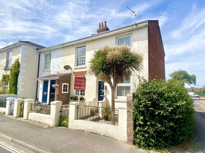 Mill Road, Fareham PO16 2 bed end of terrace house for sale - £310,000