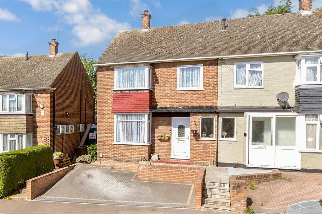 Columbine Road, Strood, Rochester, Kent 3 bed semi-detached house for ...