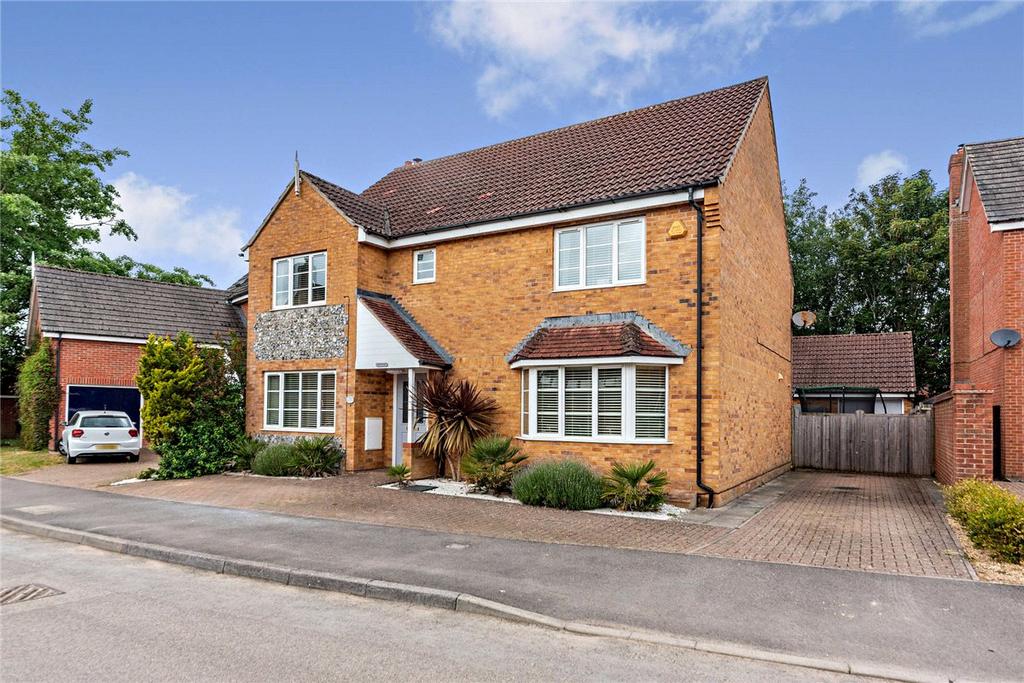 Haysoms Drive, Greenham, Thatcham... 5 bed detached house for sale - £ ...