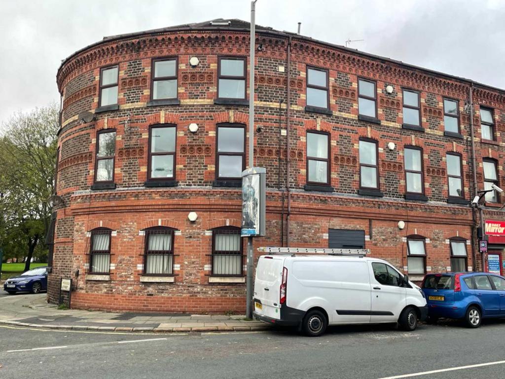 Westminster Road, Liverpool... 1 bed apartment - £585 pcm (£135 pw)