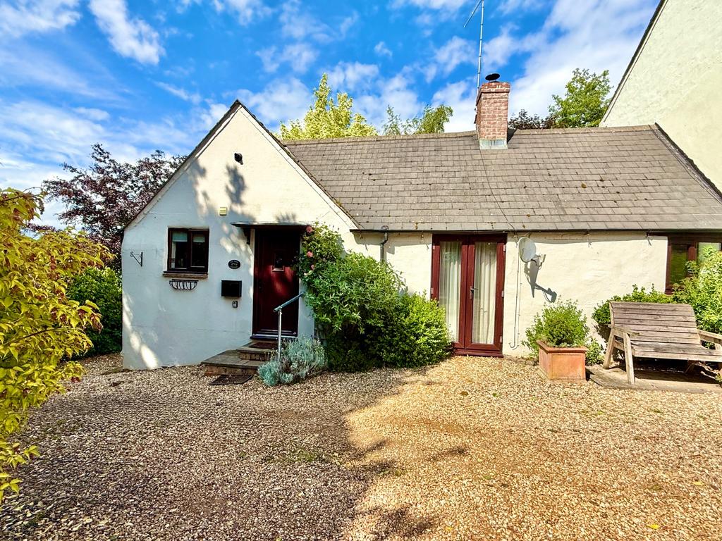Rye Hill Cottages, Holdenby Road... 1 bed end of terrace house - £210,000