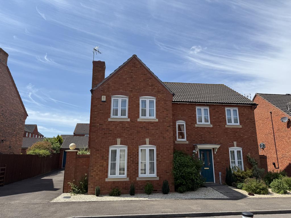 Walton Cardiff, Tewkesbury GL20 4 bed detached house - £550,000