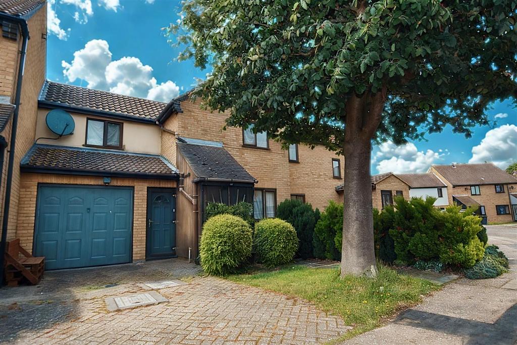 Coburg Place, South Woodham Ferrers 3 bed house - £360,000