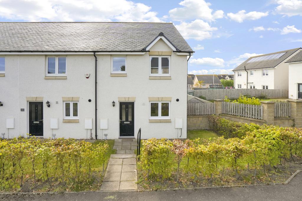 17 Castell Maynes Avenue, Bonnyrigg... 3 bed end of terrace house for ...