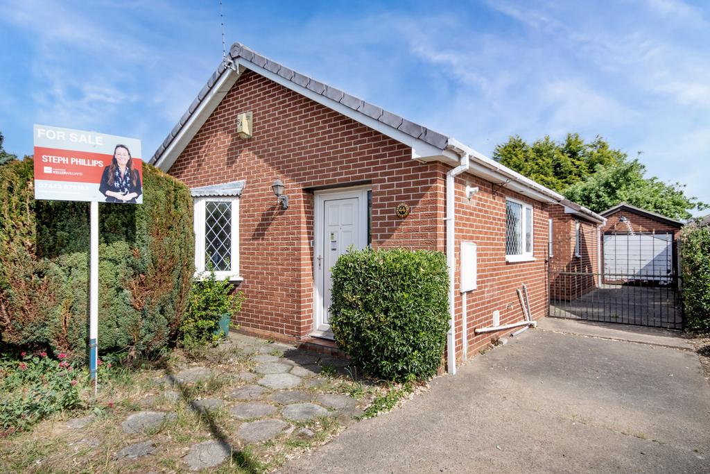 Harvey Close, Doncaster, DN9 3 bed bungalow - £250,000