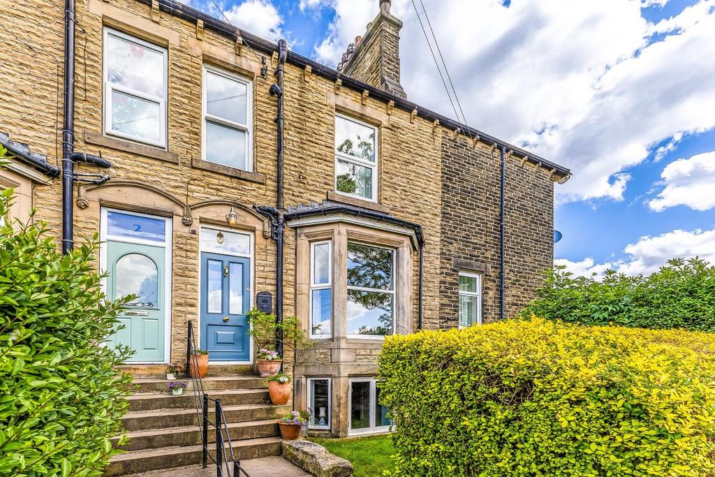 Maple Terrace, Yeadon, Leeds 4 bed terraced house - £425,000