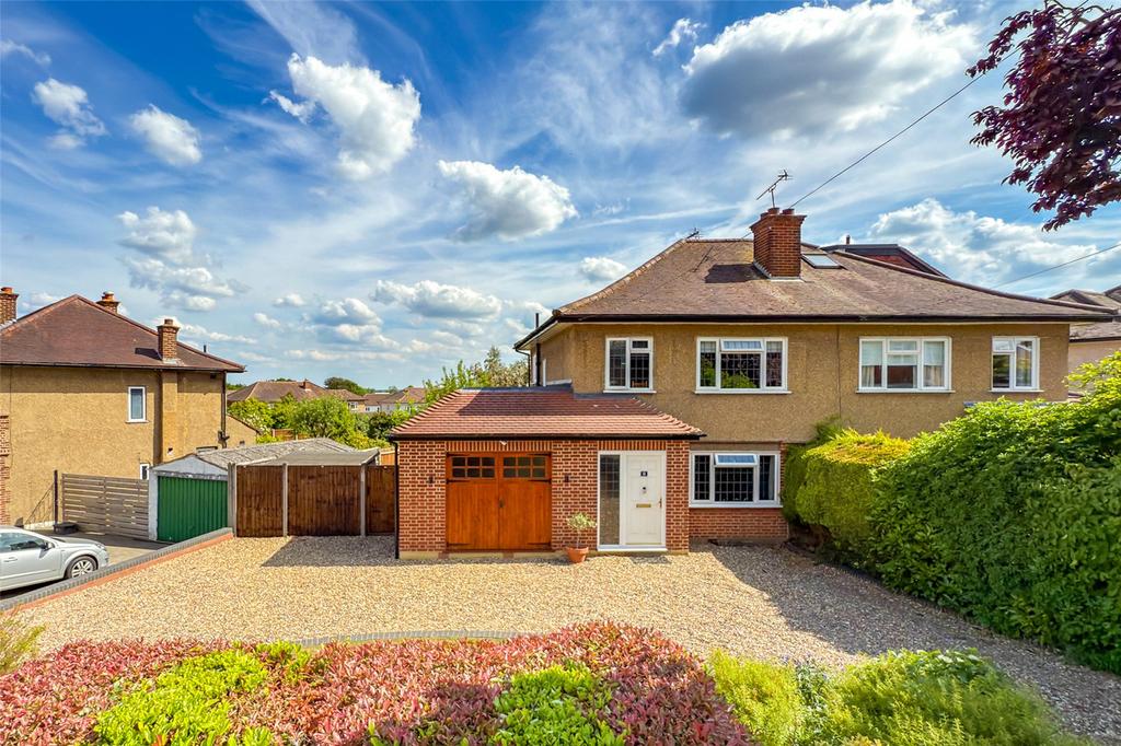 Queens Crescent, St. Albans... 3 bed semi-detached house - £975,000