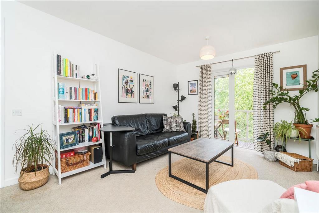 Nursery Lane, London E2 2 bed flat for sale - £600,000
