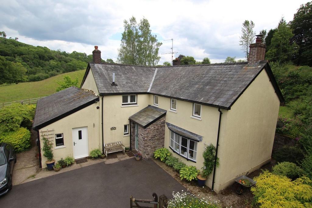 Sennybridge, Brecon, LD3 4 bed detached house - £535,000