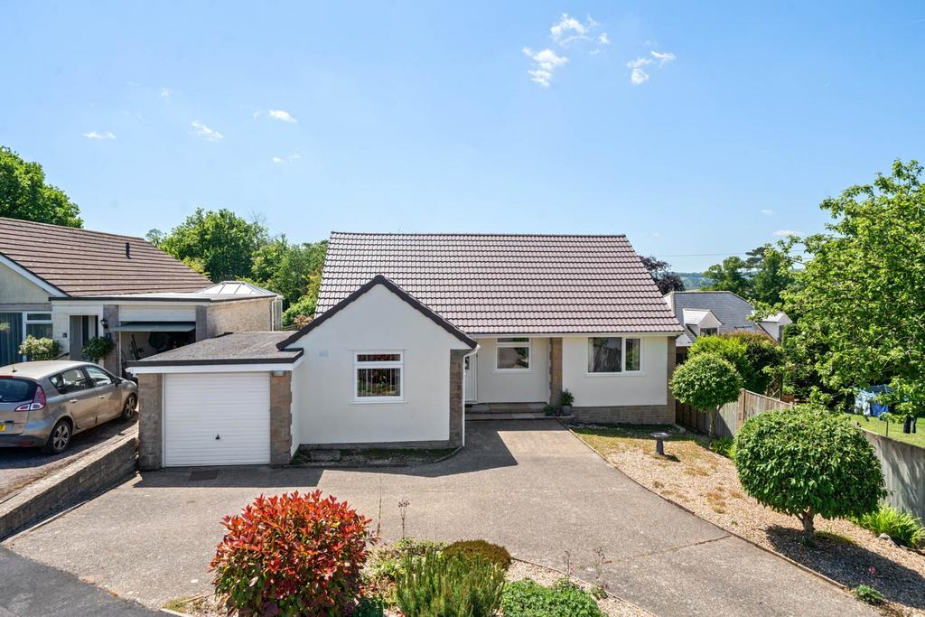 Adcroft Rise, Musbury, Axminster 3 bed detached bungalow for sale - £ ...