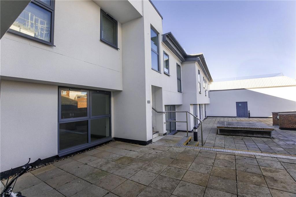 Peter Lane, York, North Yorkshire, YO1 2 bed apartment - £249,950