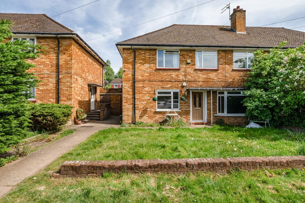 New Peachey Lane, Uxbridge 2 bed maisonette for sale - £340,000