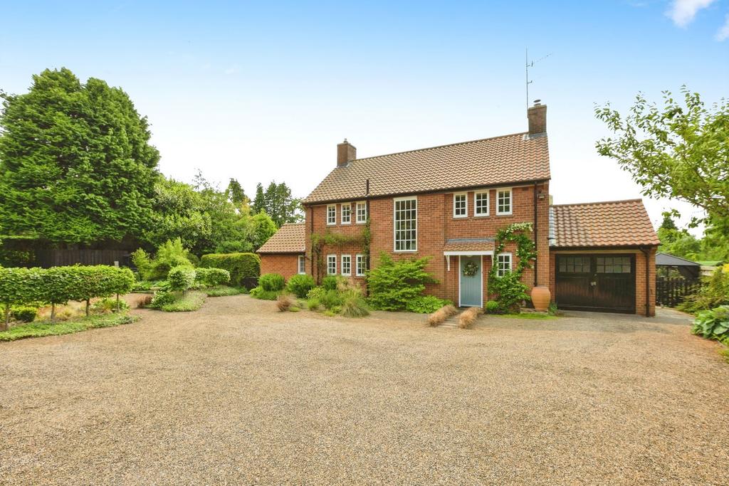Apperley Road, Stocksfield NE43 4 bed detached house for sale - £750,000