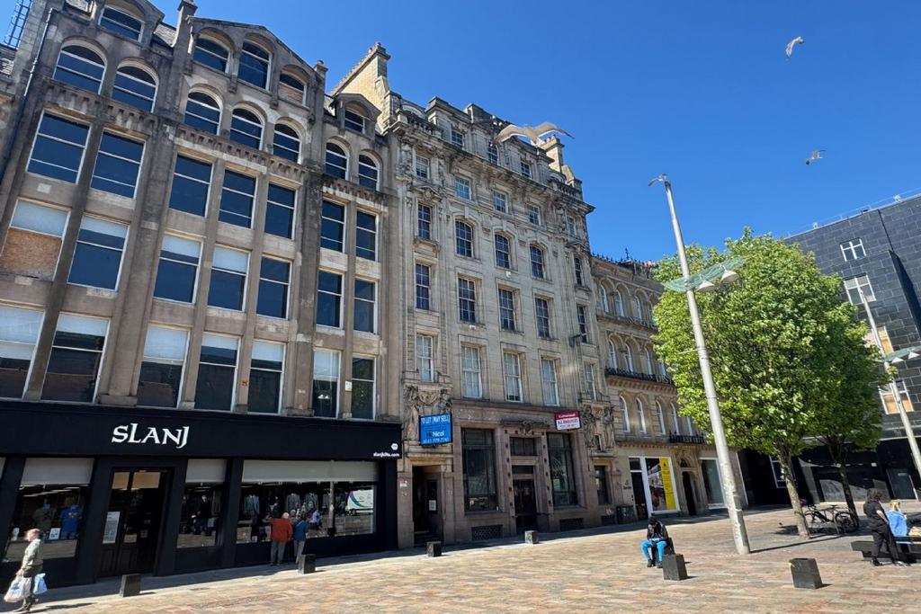 St Enoch Square, Full Third Floor... Property - £145,000