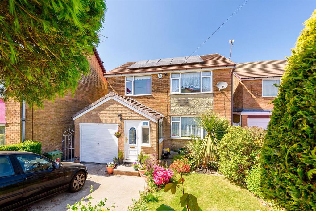Worcester Close, Lodge Moor, Sheffield 3 bed detached house - £525,000
