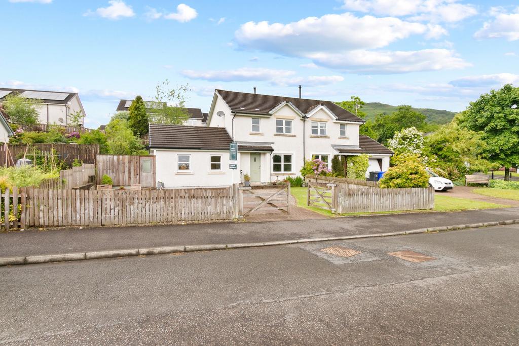 8 Craigmore View, Aberfoyle, Stirling 4 bed semi-detached house for ...
