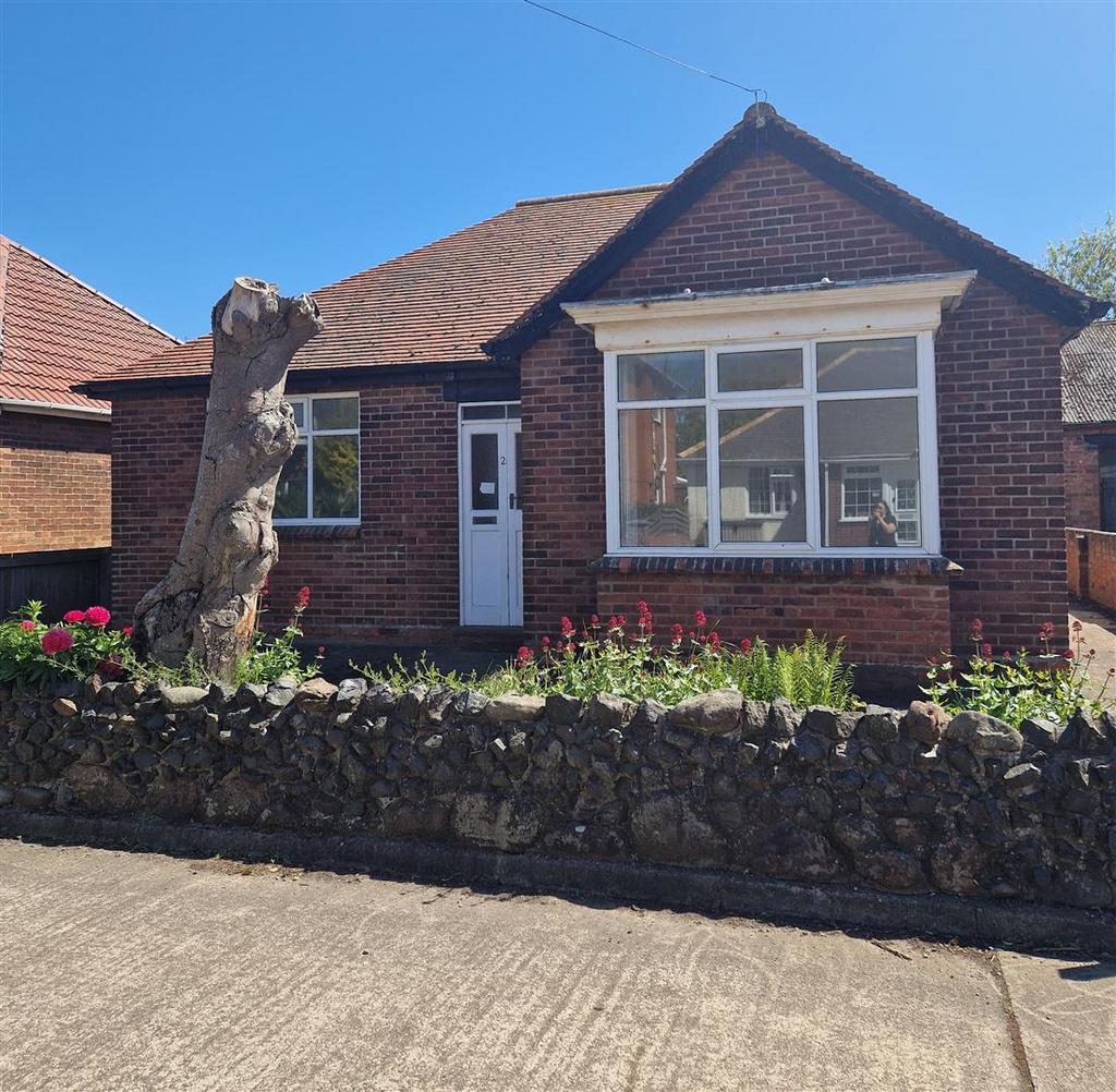 Newstead Road, Mablethorpe 2 bed detached bungalow - £850 pcm (£196 pw)