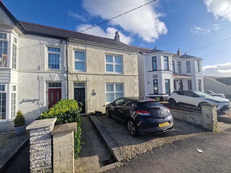 Cross Hands Road, Gorslas, Llanelli... 4 bed semi-detached house - £100,000
