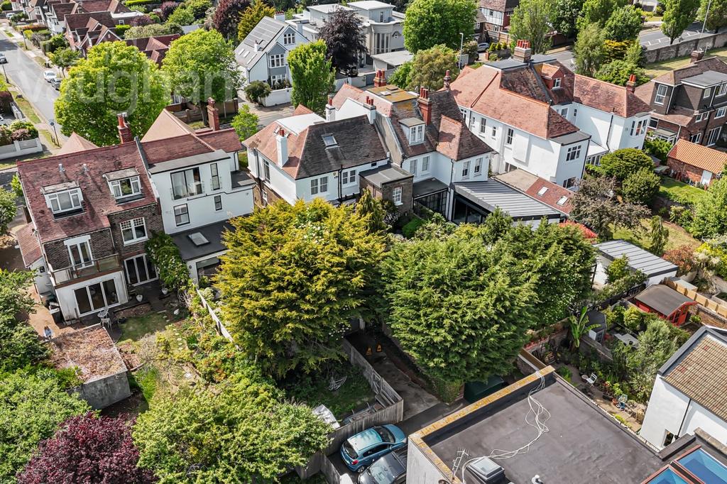 Dyke Road, Brighton, East Sussex, BN1 4 bed semi-detached house for ...