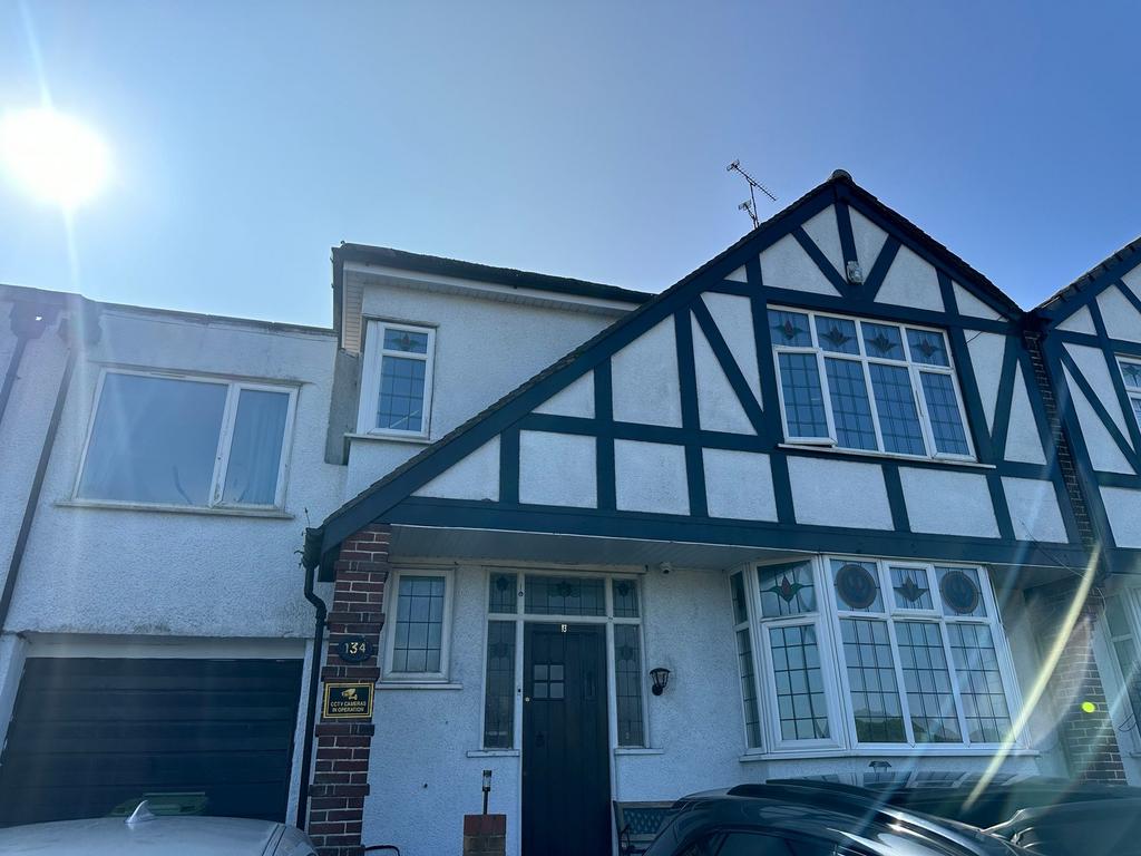 Frenchay Park Road, Bristol BS16 1 bed in a house share to rent - £700 ...