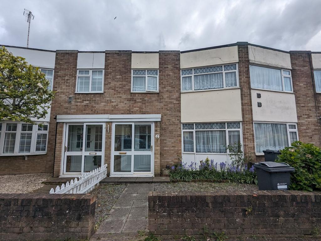 Bethany Waye, Feltham, TW14 3 bed terraced house to rent - £2,100 pcm ...