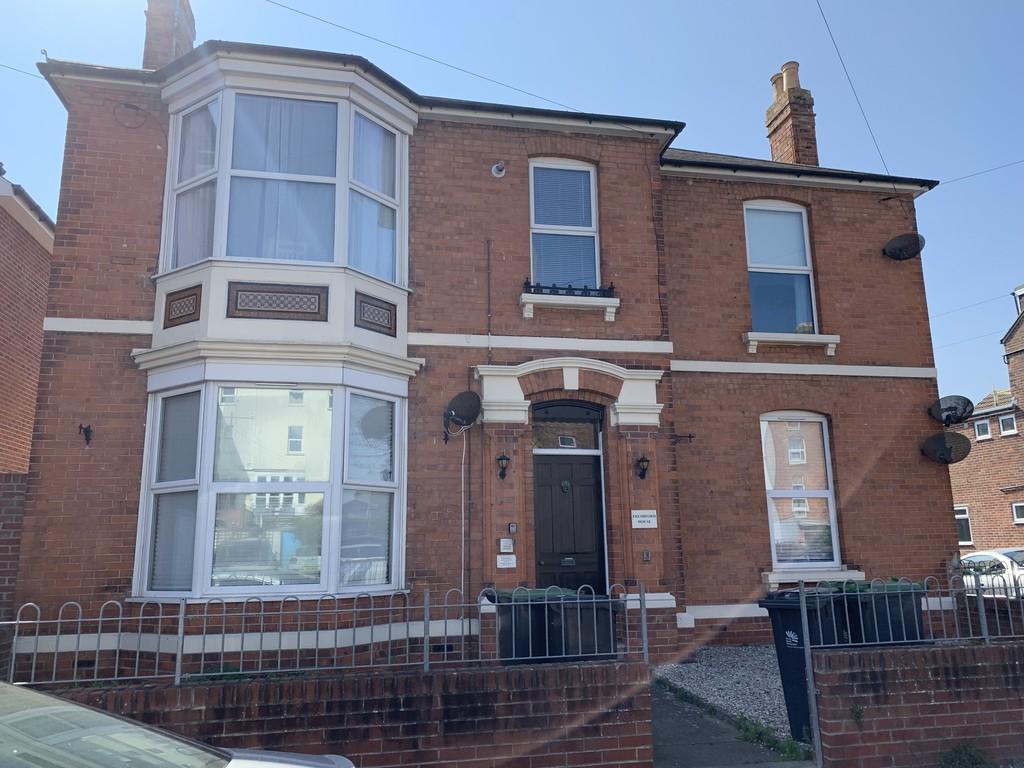 Grange Road, Weymouth 1 bed ground floor flat for sale - £130,000