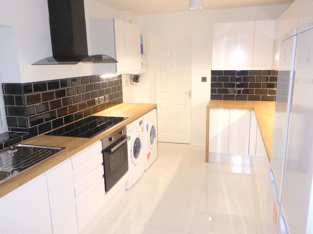 Monica Grove, Fallowfield, Manchester 4 bed semi-detached house to rent ...