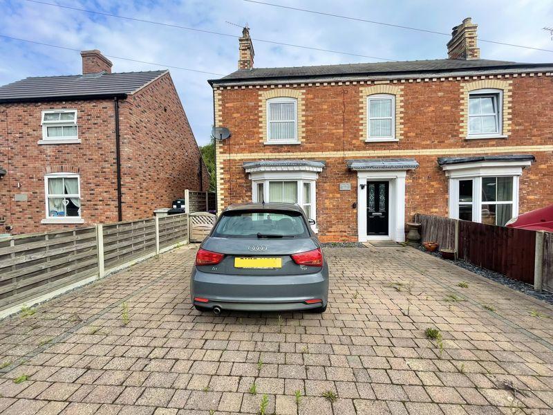SEA DYKE WAY, MARSHCHAPEL 2 bed semi-detached house for sale - £195,000