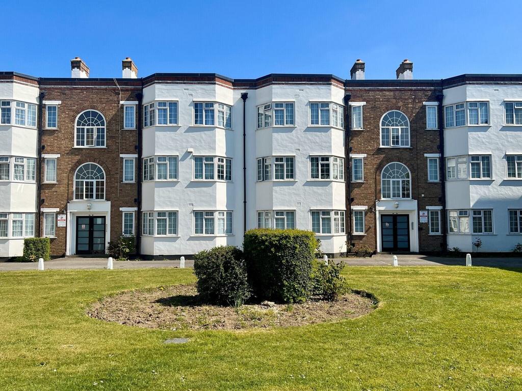 Church Lane, London NW9 2 bed apartment to rent - £1,400 pcm (£323 pw)