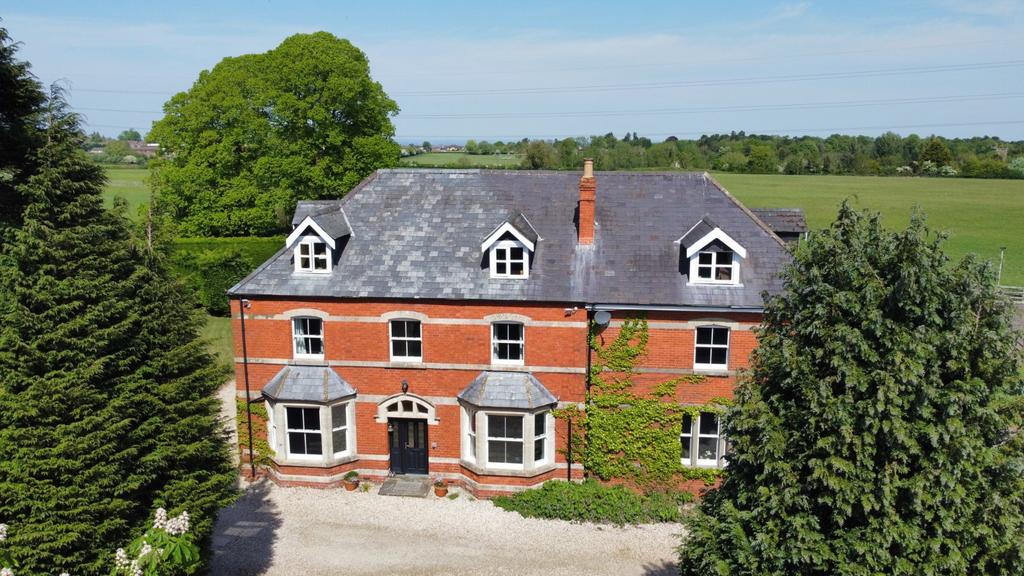Purton, Swindon, Wiltshire, SN5 7 bed detached house for sale - £1,395,000