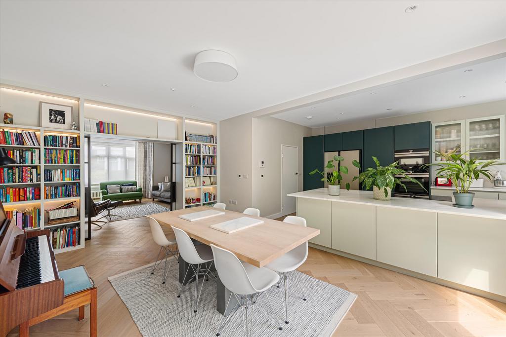 Howitt Road, London, NW3 6 bed terraced house - £4,250,000