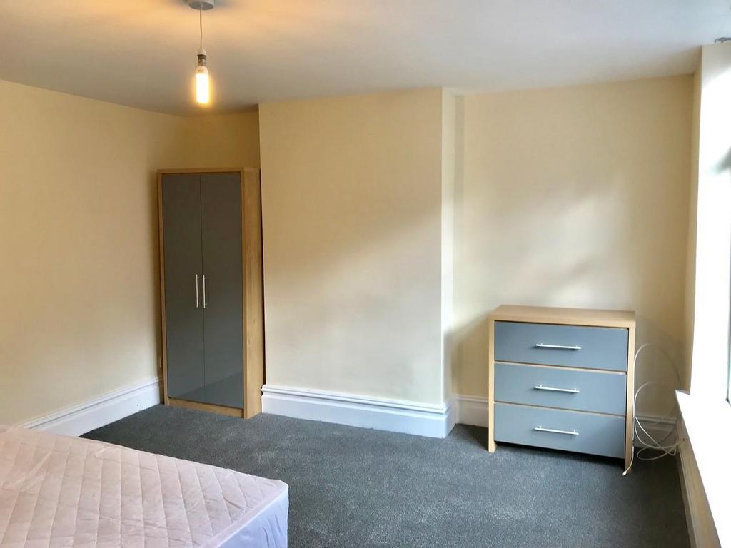 Gradwell Street, Stockport, Stockport 3 bed terraced house - £600 pcm ...