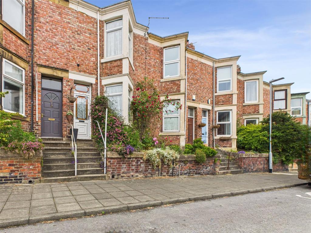 Fern Dene Road, Gateshead, NE8 2 bed terraced house for sale - £85,000