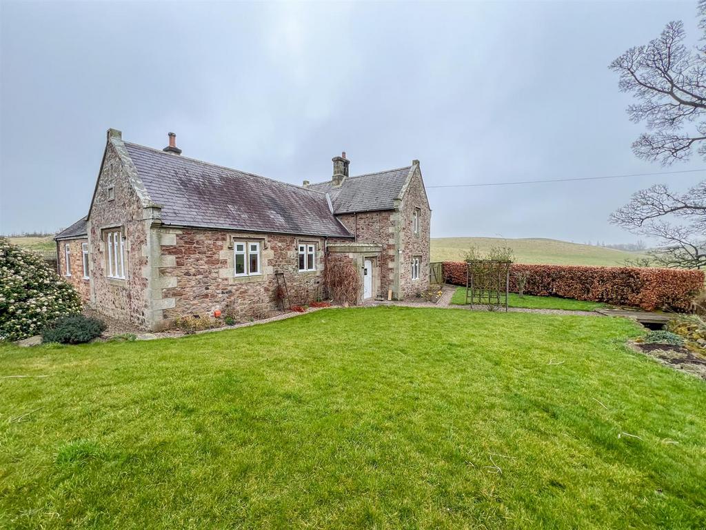 Old School House, Roddam, Alnwick 4 bed country house - £1,700 pcm (£ ...