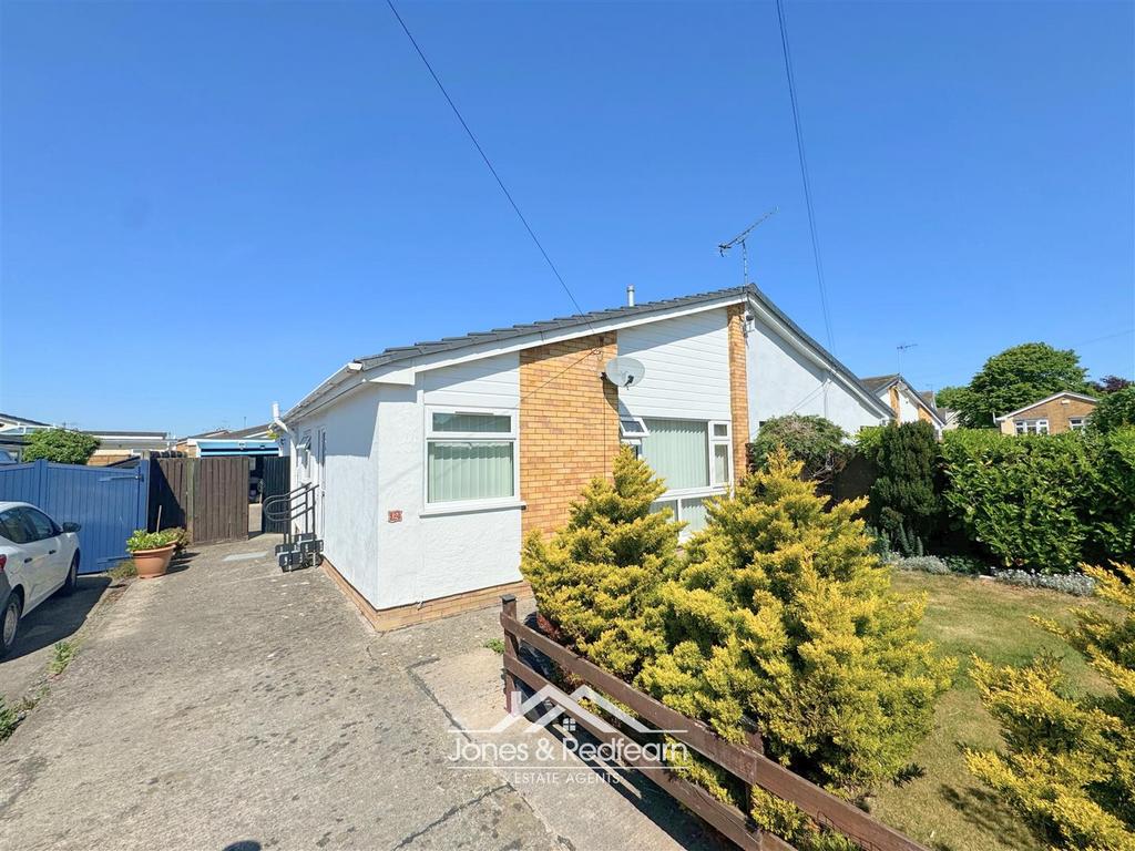 Rowan Drive, Rhyl 2 bed semi-detached bungalow - £170,000
