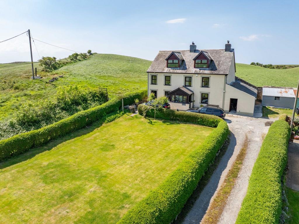 Blaenplwyf, Aberystwyth, SY23 3 bed detached house for sale - £595,000