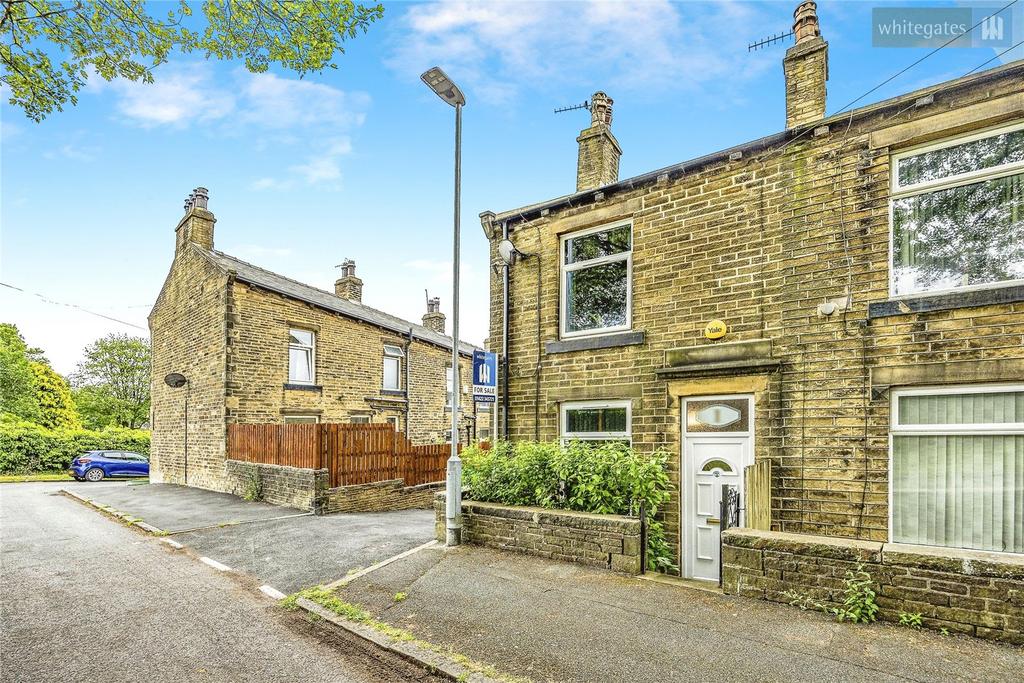 Brougham Terrace, Boothtown, Halifax... 2 bed terraced house - £115,000