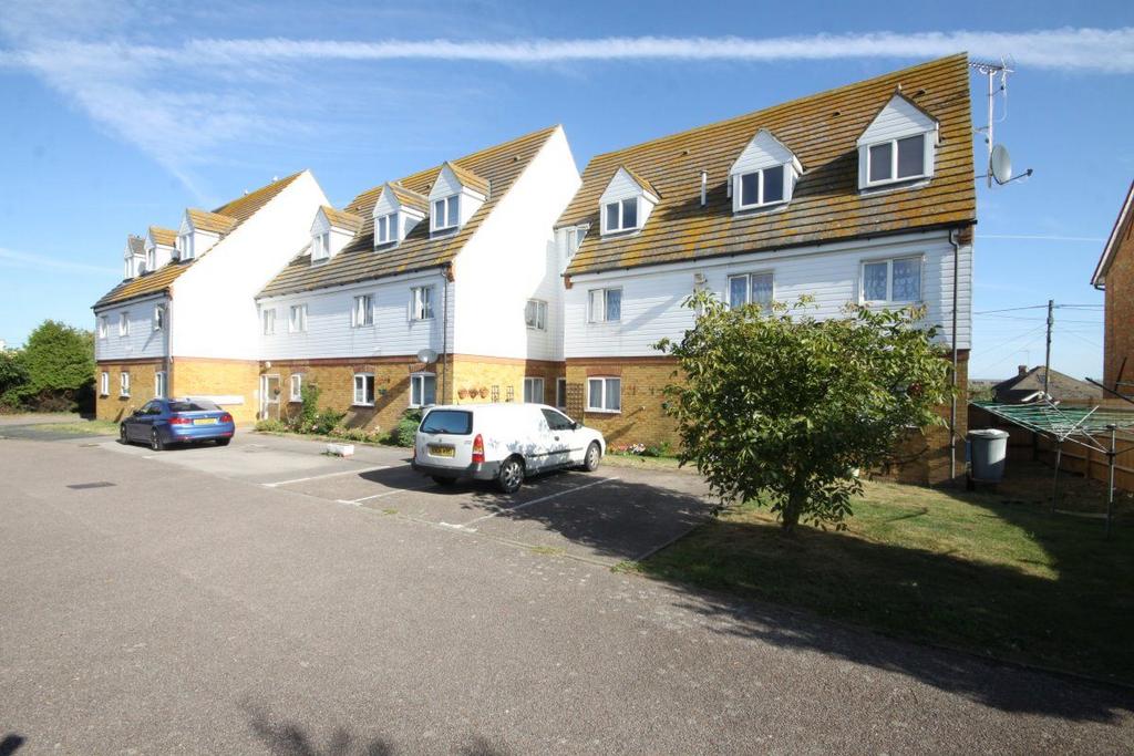 Thames Court, ME12 3 bed flat - £1,100 pcm (£254 pw)